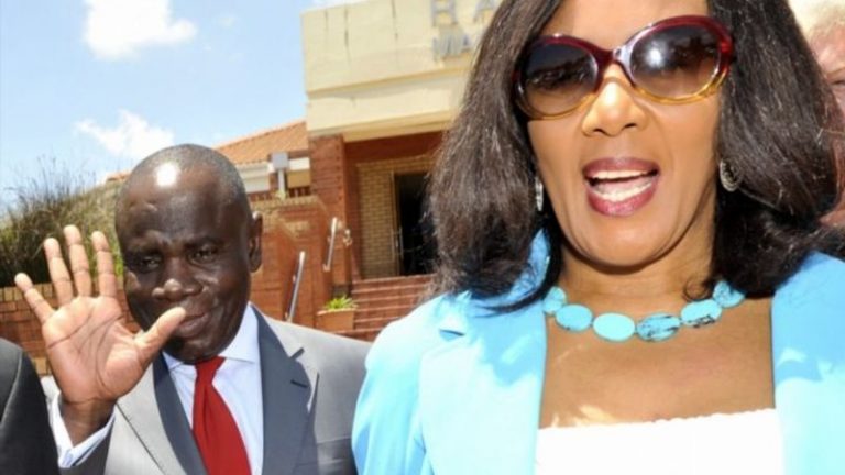 Mandela’s daughters to sue dad for millions – The Mail & Guardian