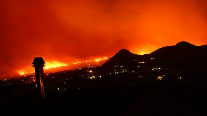 In pictures: Cape Town fires – The Mail & Guardian