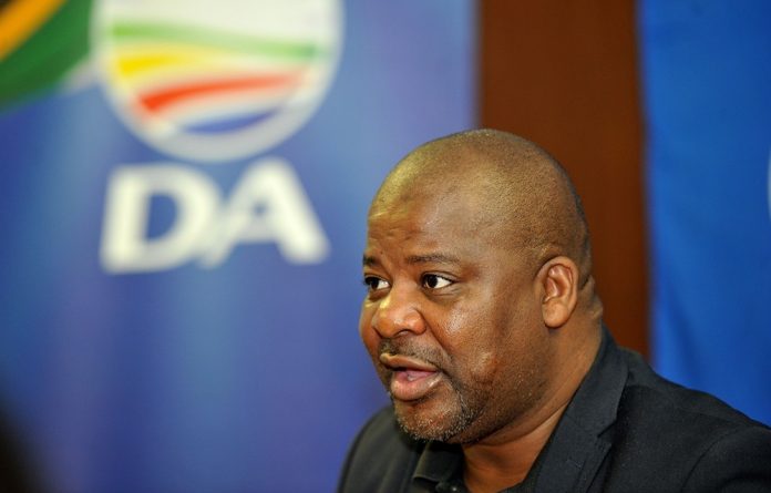 UPDATED: DA’s Nqaba Bhanga suspended over Zille racism claim – The Mail ...