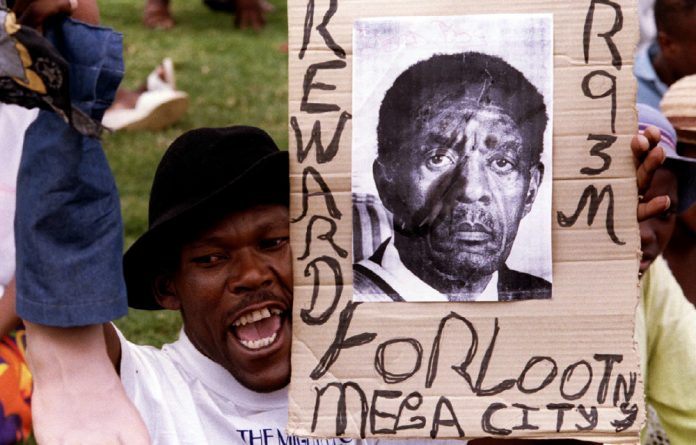 ‘Forgotten man’ Lucas Mangope dies – The Mail & Guardian