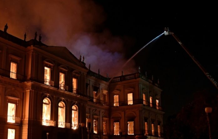 Raging fire tears through prized Rio museum – The Mail & Guardian