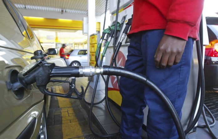 Petrol prices set to decrease by R1.14 from Wednesday – The Mail & Guardian