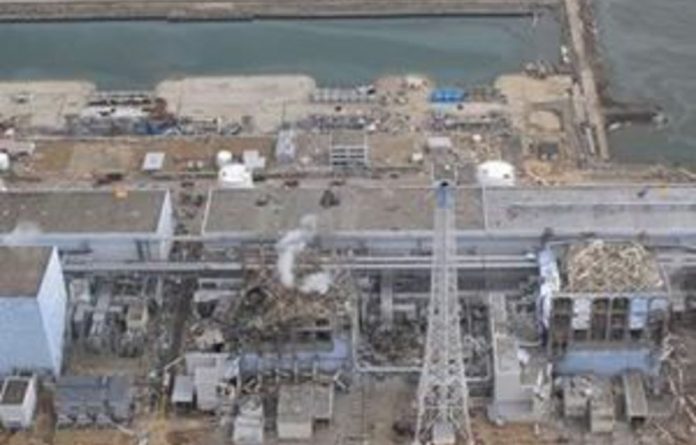 Japan raises nuclear crisis to same level as Chernobyl – The Mail ...