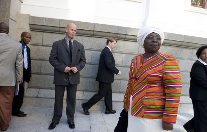 Gumede firm told to ‘gijima’ – The Mail & Guardian