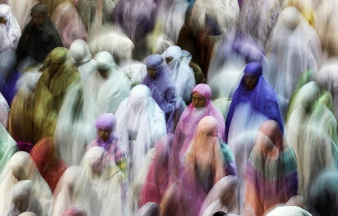 BOOK REVIEW: Understanding Sharia Islamic law in a globalised world ...