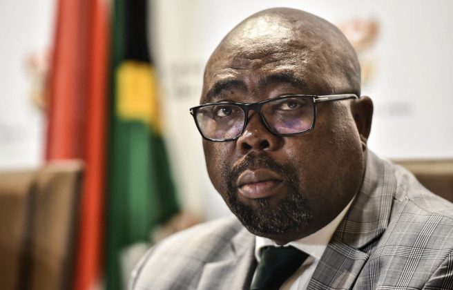 White men still dominate SA management – The Mail & Guardian