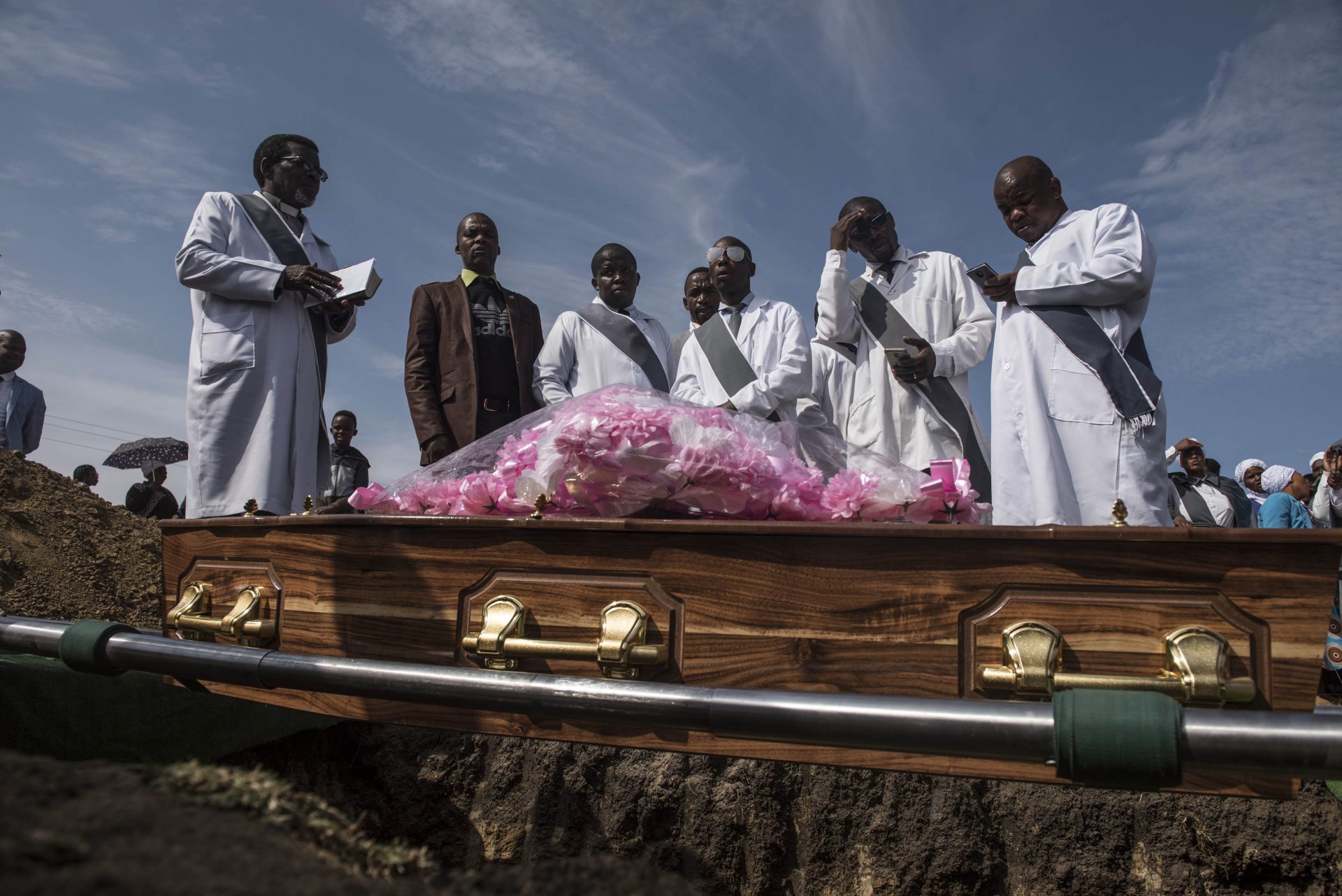 Families struggle with funerals under lockdown – The Mail & Guardian