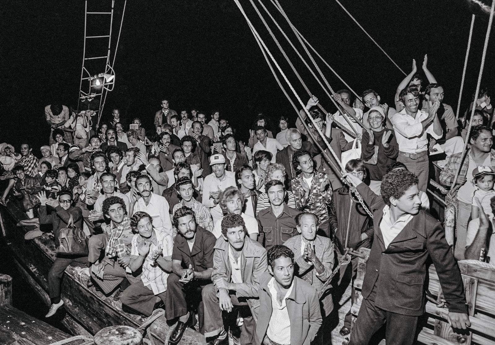 ‘Before Night Falls’: Reinaldo Arenas breaks down (in) Fidel Castro’s ...