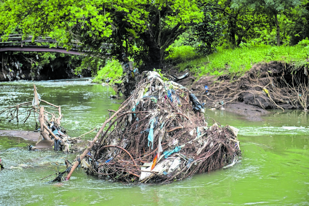 There is shit in the Hennops River: ‘No way you can call this water ...
