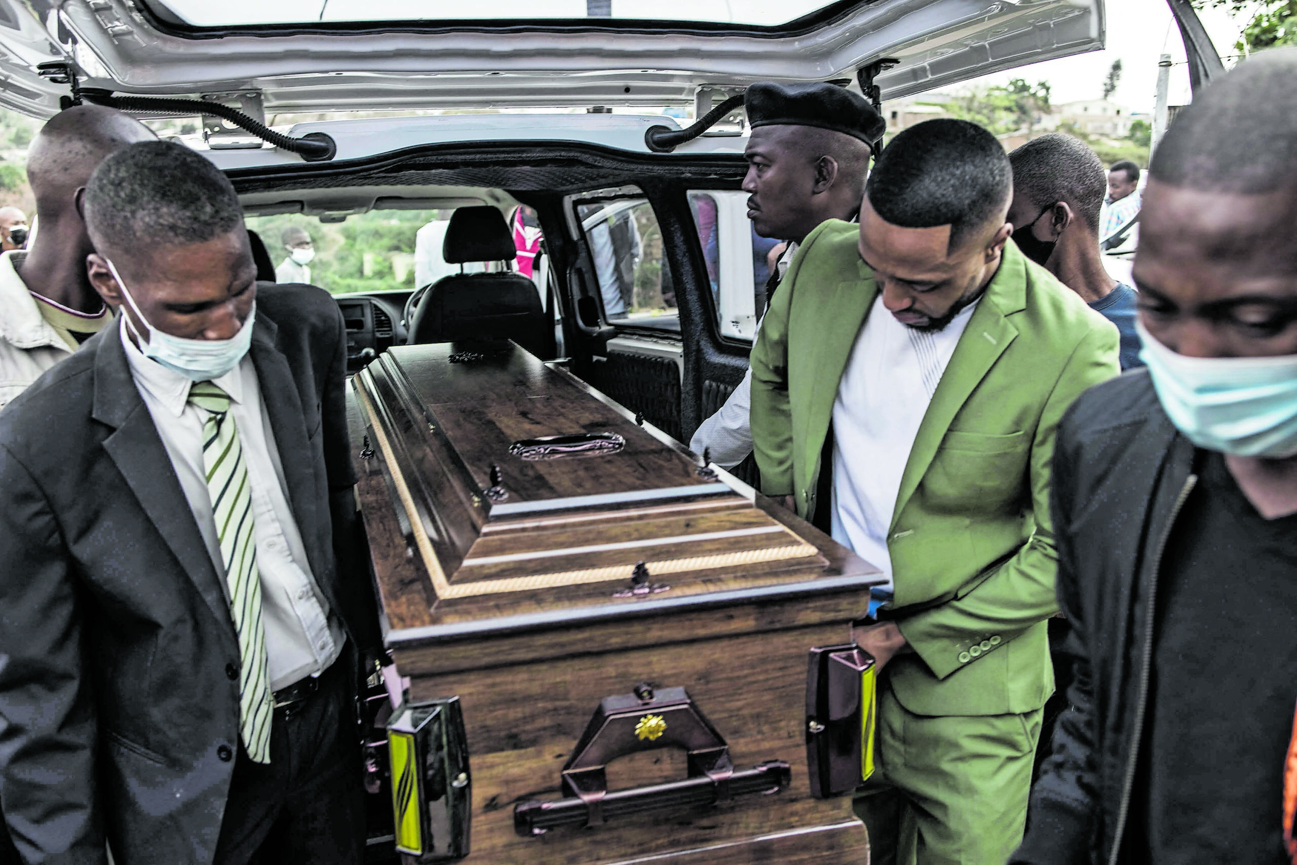 Riots leave the dead unburied and the living at risk – The Mail & Guardian