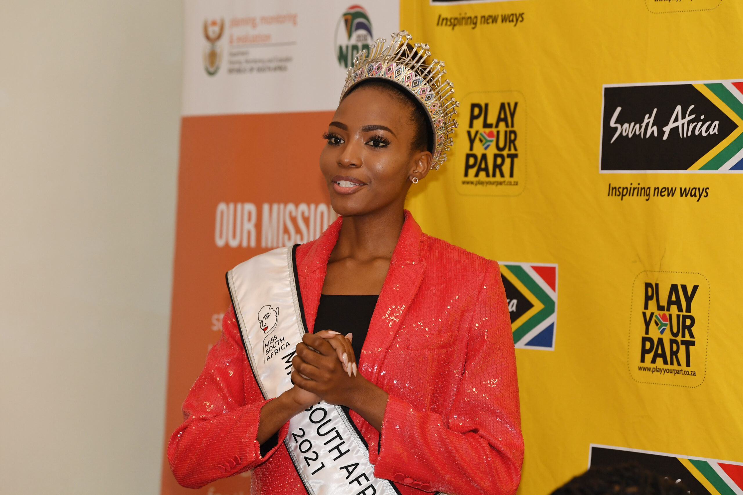 South Africans are rightly up in arms about Miss SA attending the Miss ...