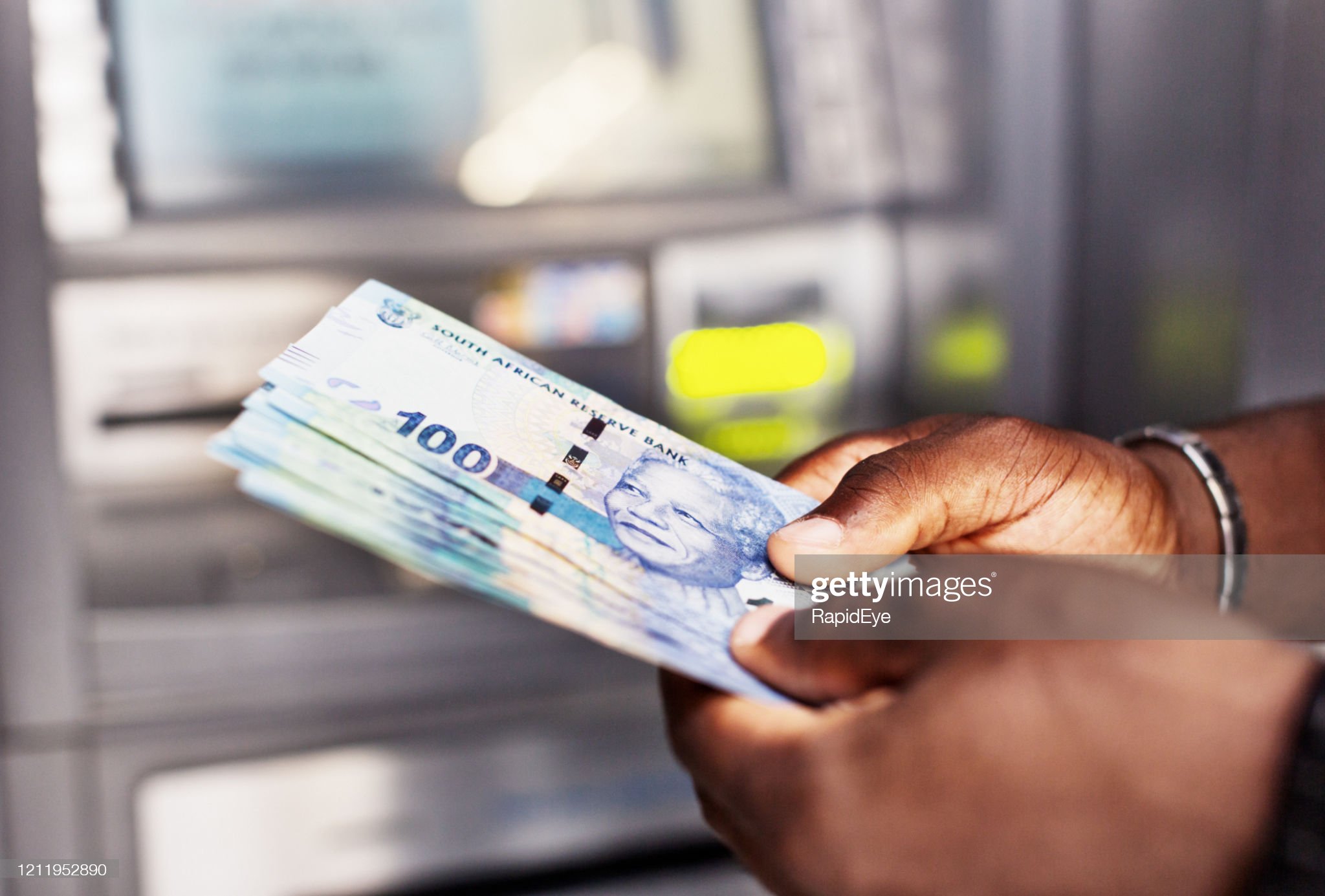 Money stress: More women than men are feeling the pinch – The Mail ...