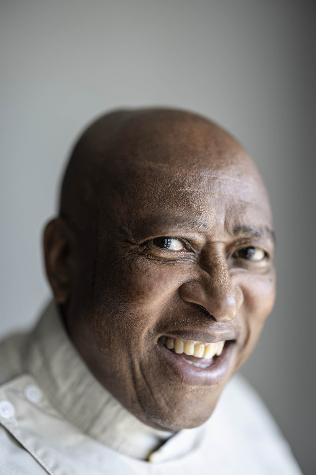 Zakes Mda’s latest exhibition Uza Nemvula celebrates ordinary people ...