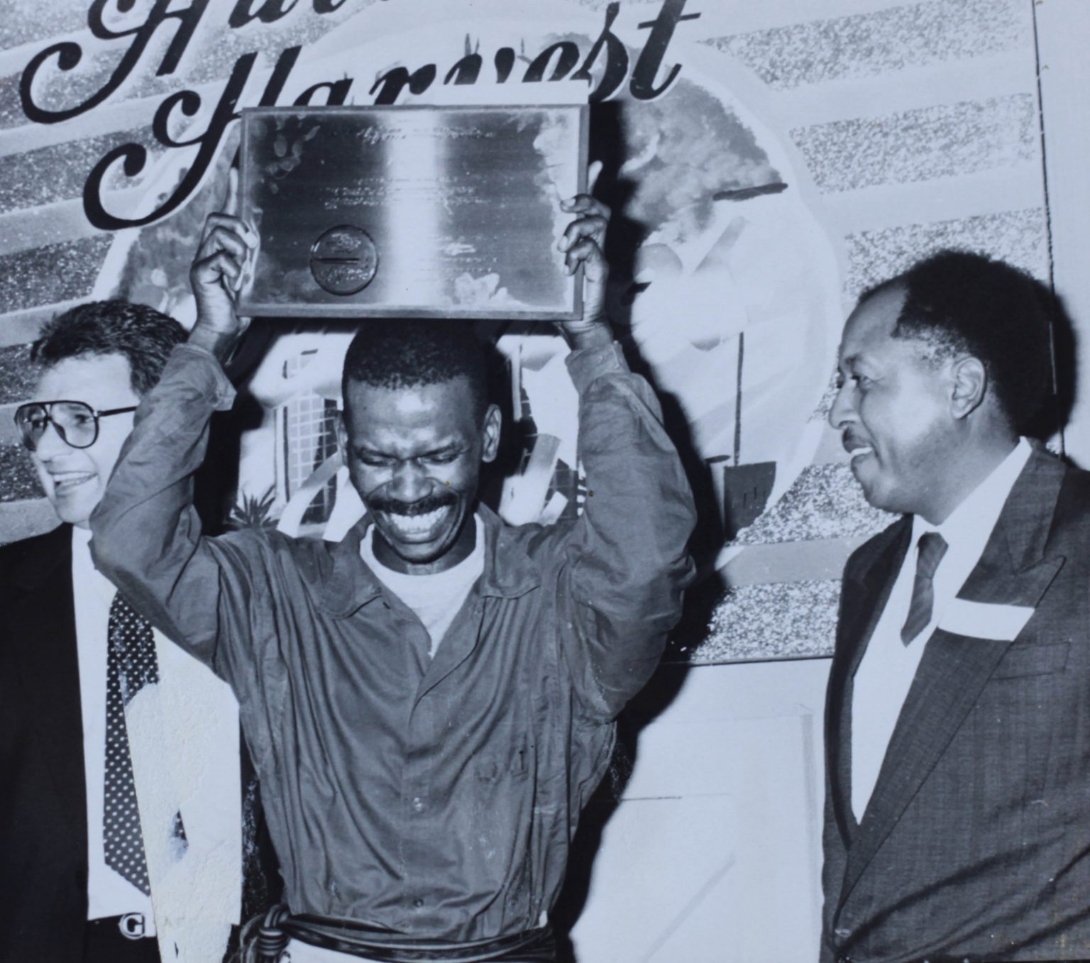 Mbuzeni Zulu: Photographer who shot the stars gets his place in the sun ...