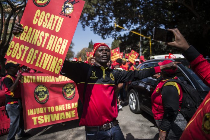 Cosatu strike to highlight economic crisis – The Mail & Guardian