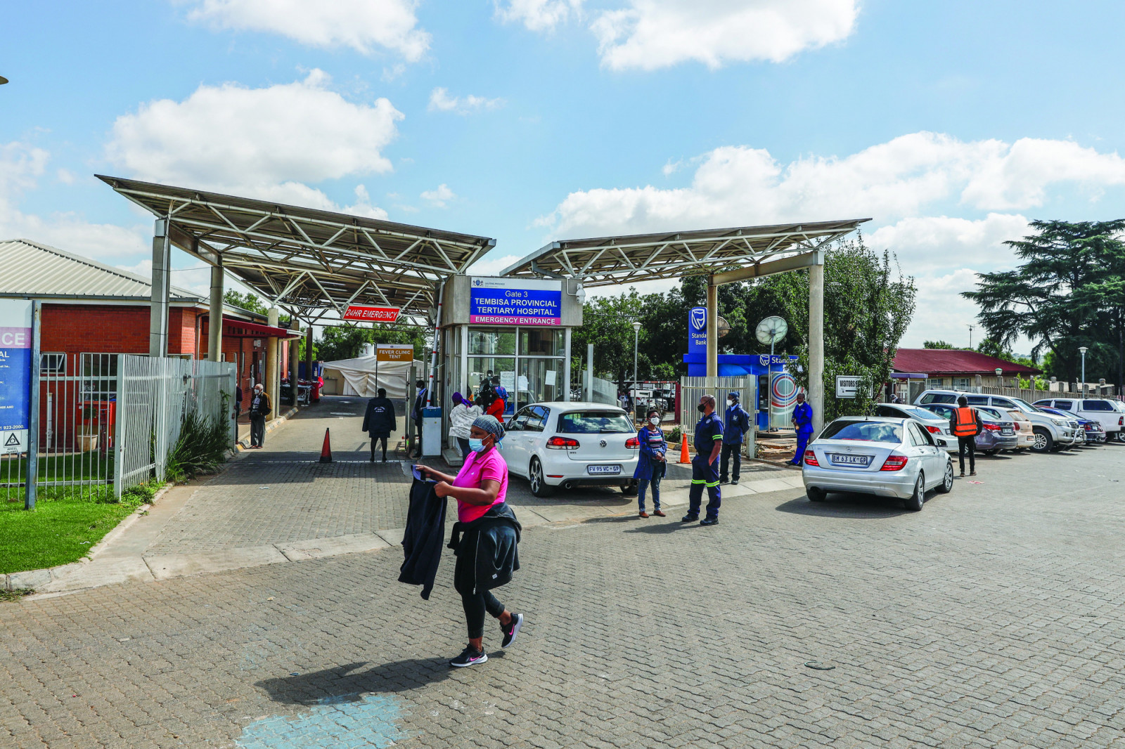 How ‘corruption mafia’ looted Gauteng hospitals – The Mail & Guardian