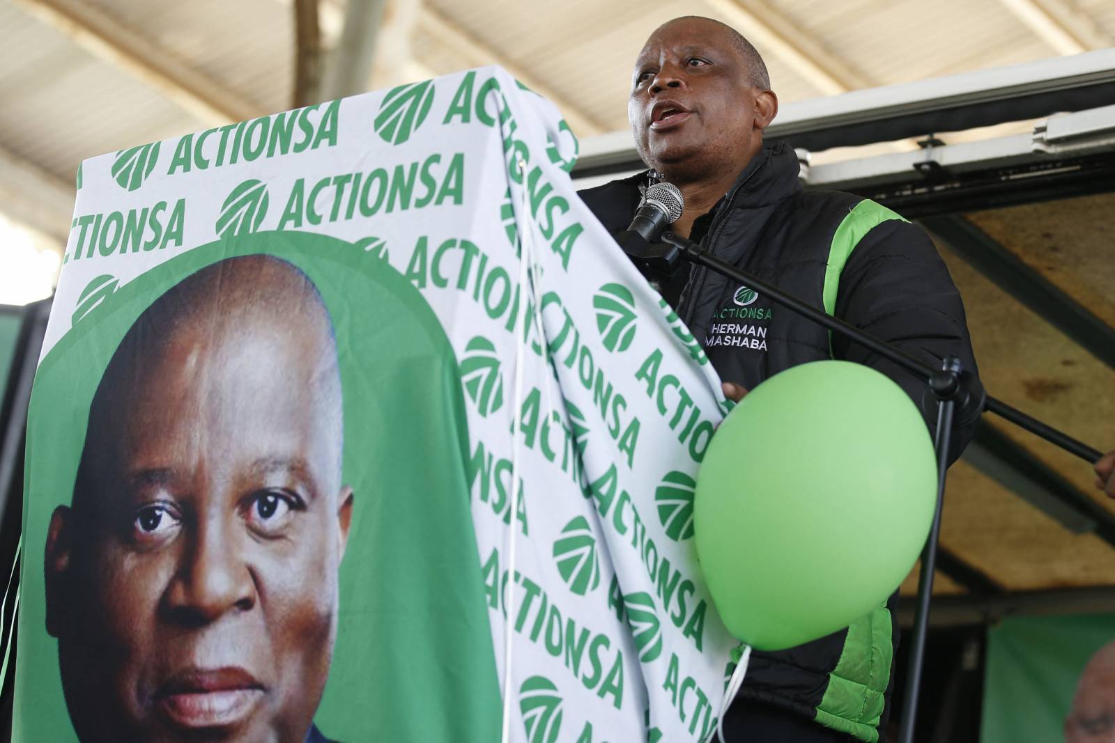 Herman Mashaba says he trusts the PA more than the DA, but isn’t ‘friends’ with either – The ...