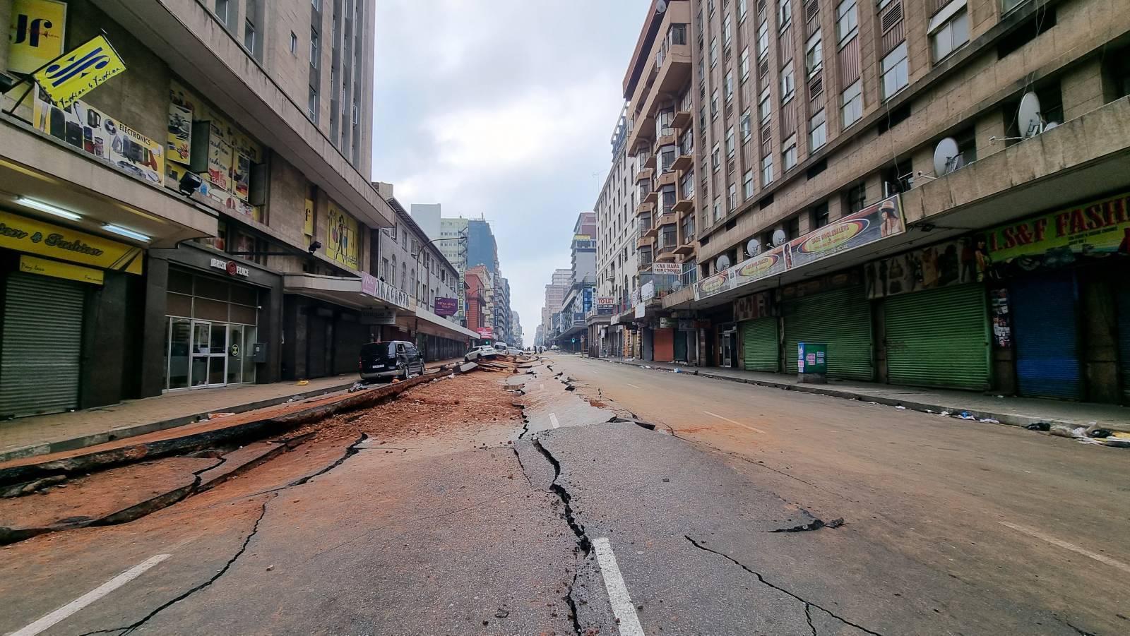 One dead, 48 injured in Johannesburg CBD explosion – The Mail & Guardian