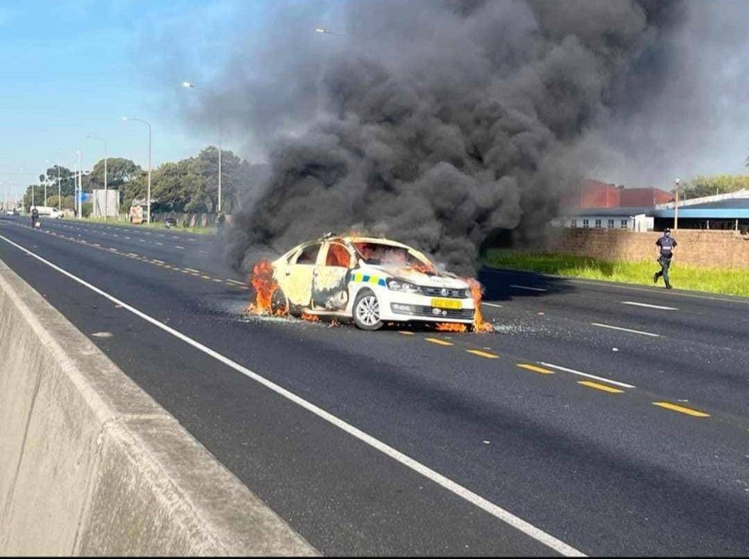 Chaos, violence on major Cape Town roads as taxis go on strike – The ...