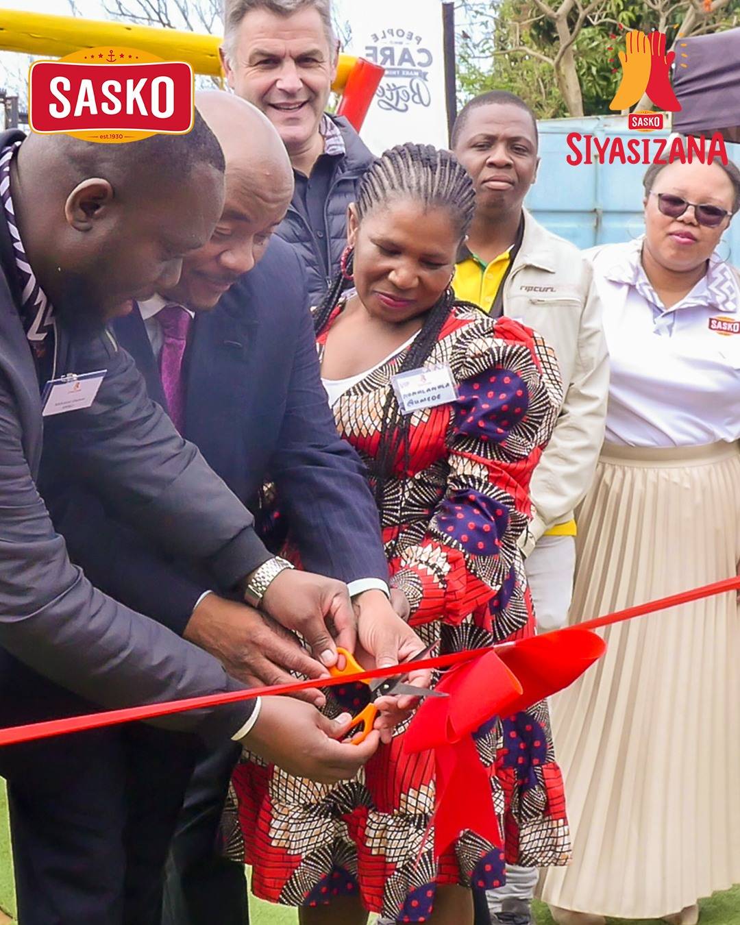 SASKO Siyasizana initiative: Handover of the first of a 1 000 ...