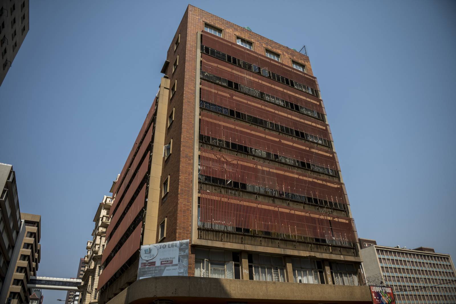 IN PICTURES: Joburg’s bad policies and burnt buildings – The Mail ...